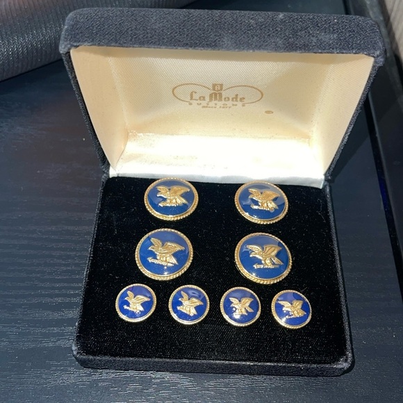 la mode | Accessories | Rare Vintage Antique Eagle Button Set La Mode ...